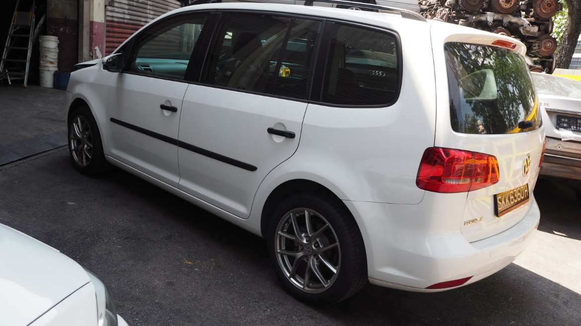 VOLKSWAGEN TOURAN BODY KITS - Propel Autoparts